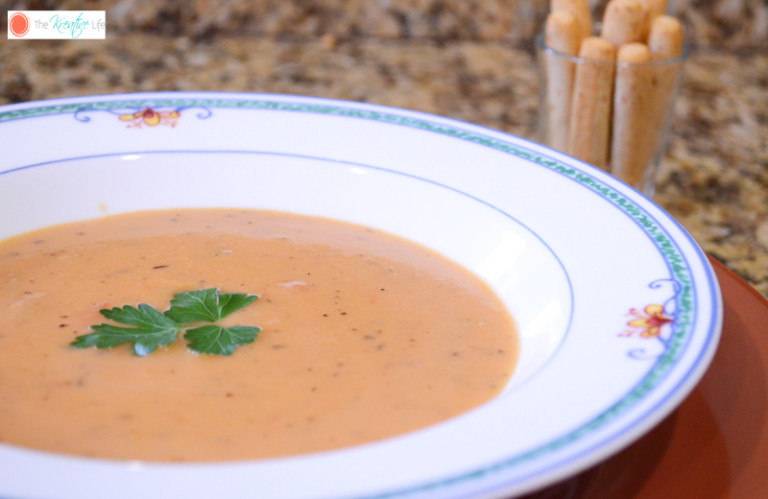 Homemade Creamy Tomato Bisque Recipe - The Kreative Life